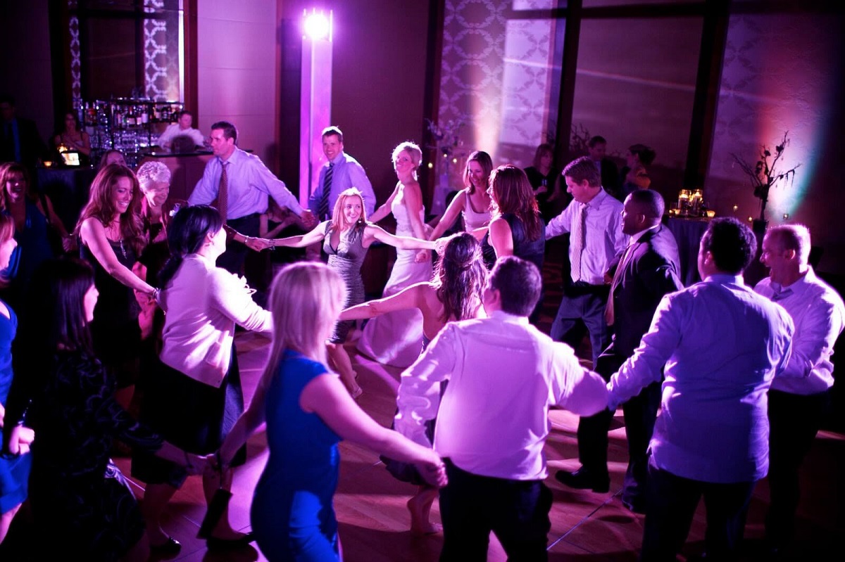 Why Dance Lighting Matters for Weddings & Events | Hey Mister DJ ...